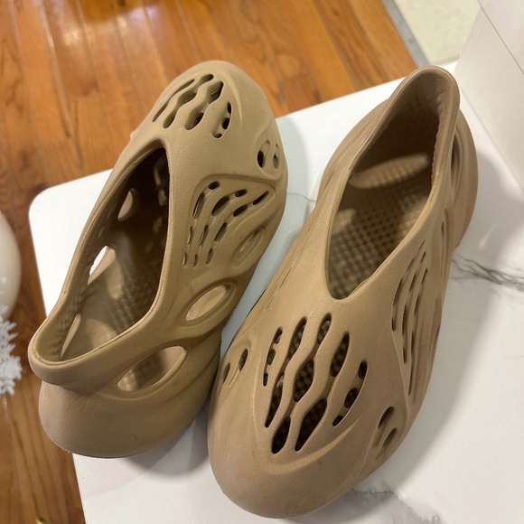 Foam runners adidas | Shoes | Foam Runners | Poshmark